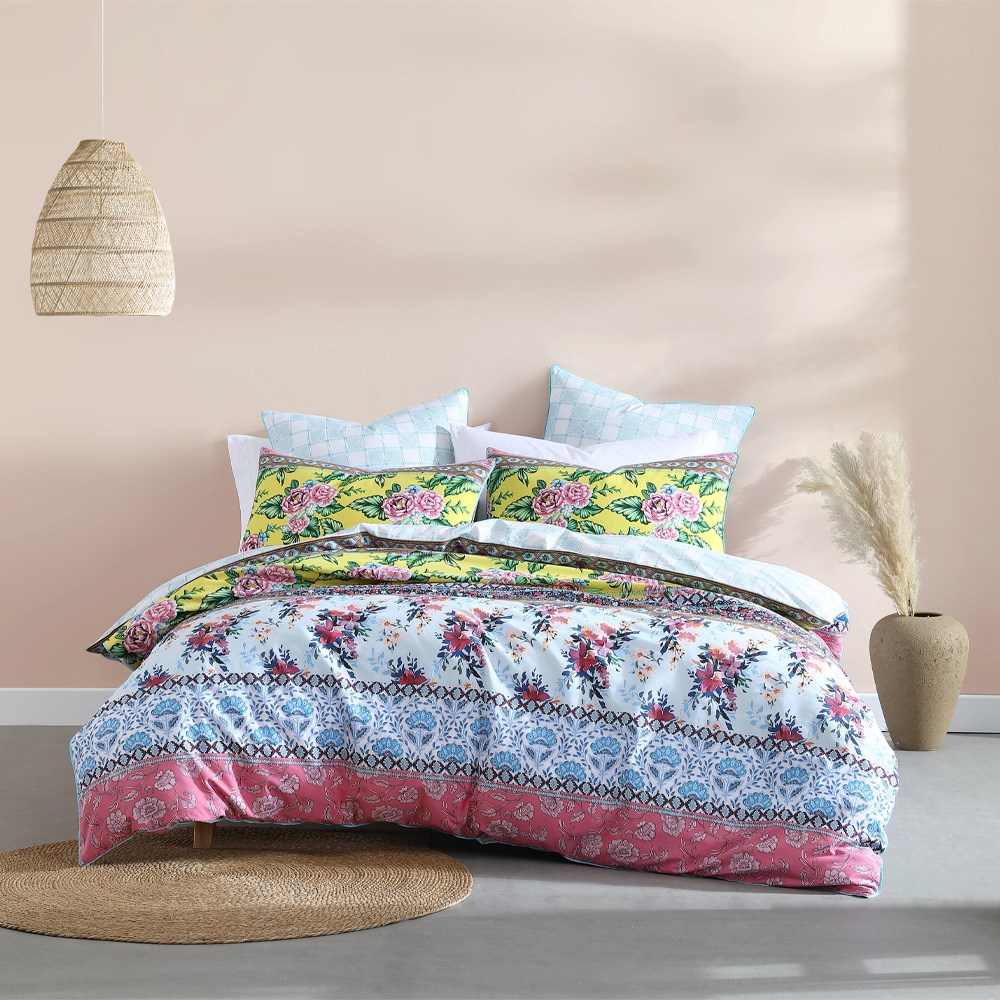 Buy Logan & Mason Clover Quilt Cover Set King Spring - MyDeal Australia