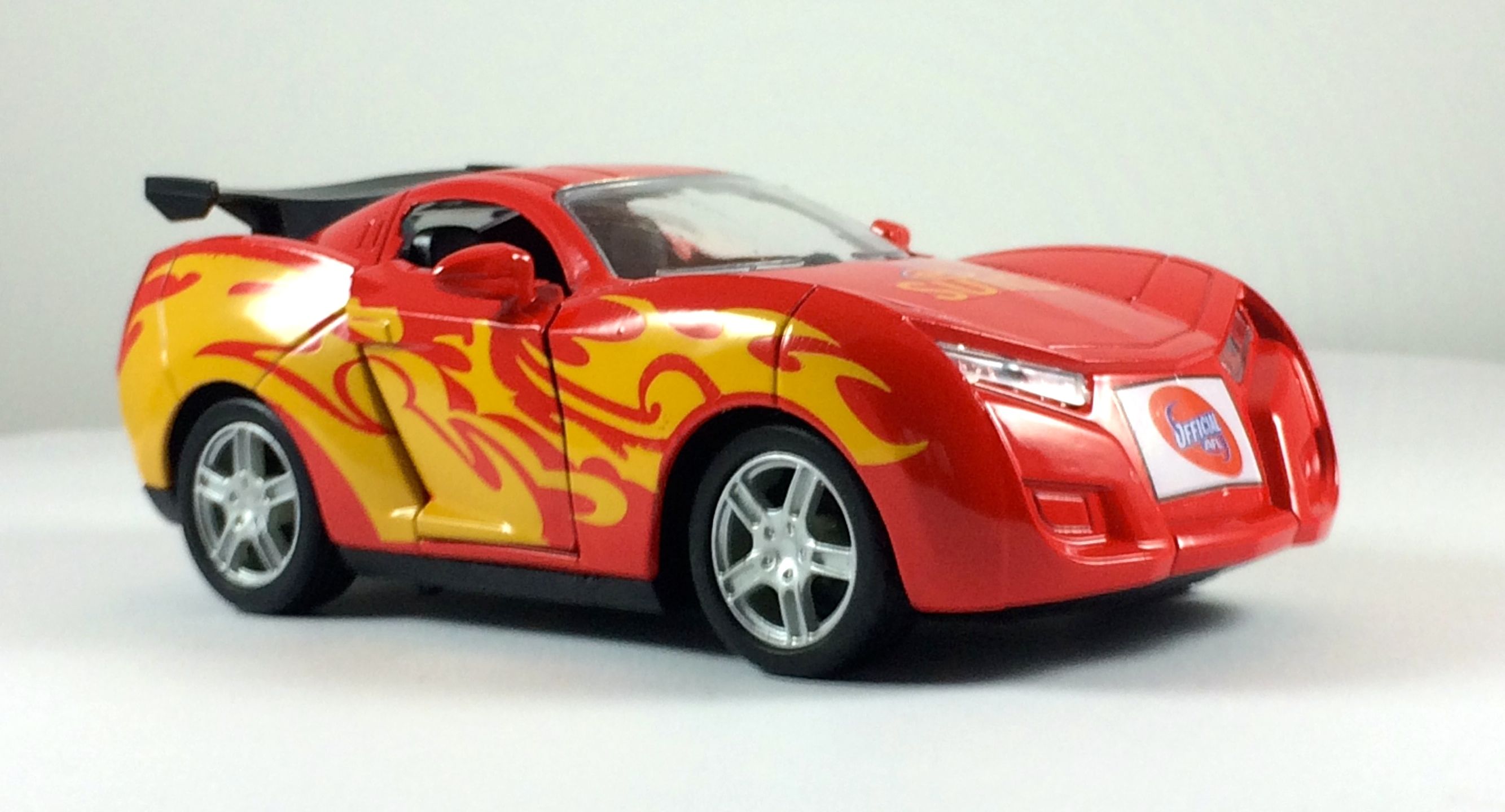 Buy Gold Coast Suns AFL 2016 Collectable Model Car Die Cast - MyDeal ...