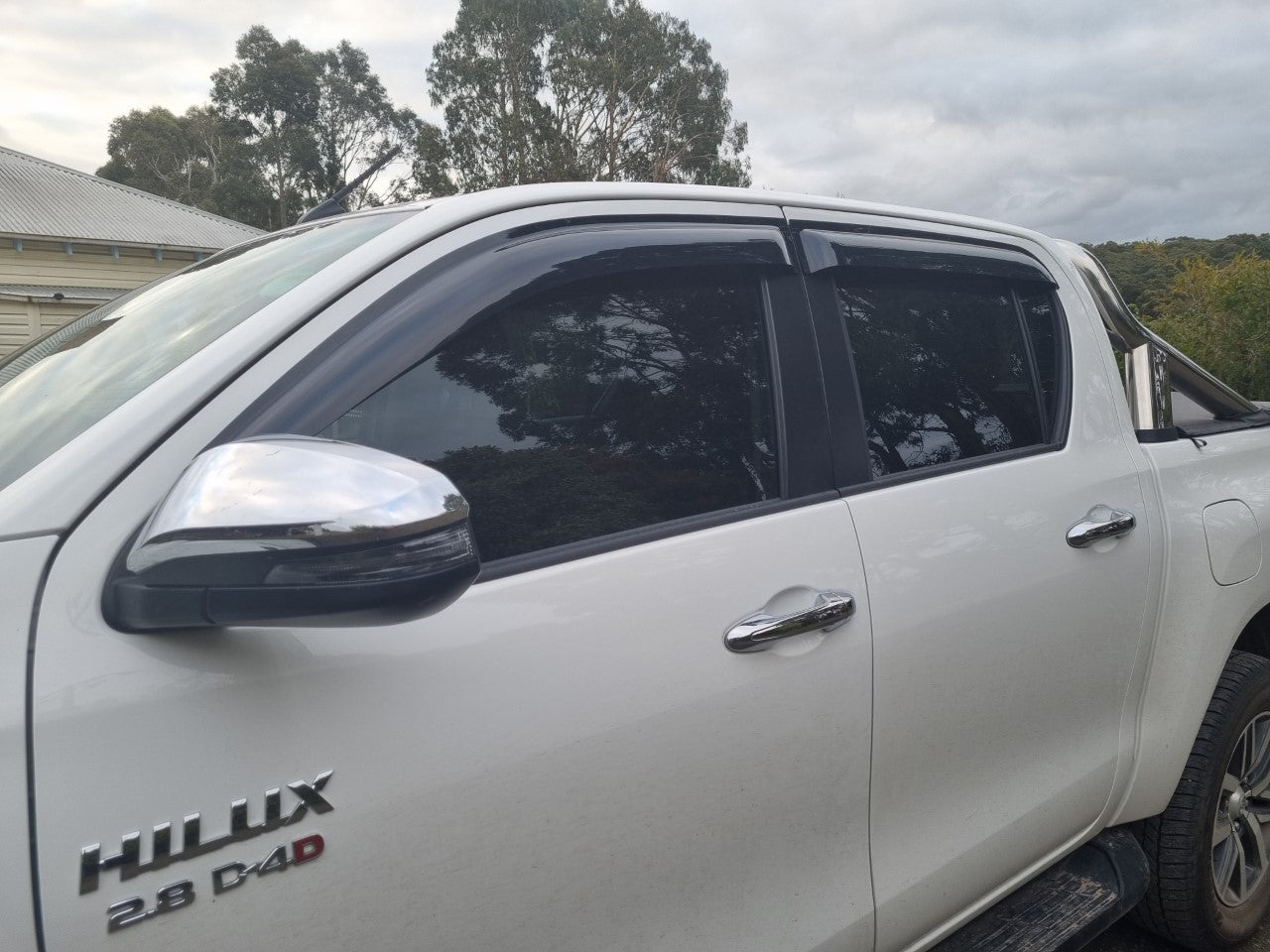 Buy TRADIESCHOICE Weathershields Window Visors for Toyota Hilux 2015 ...