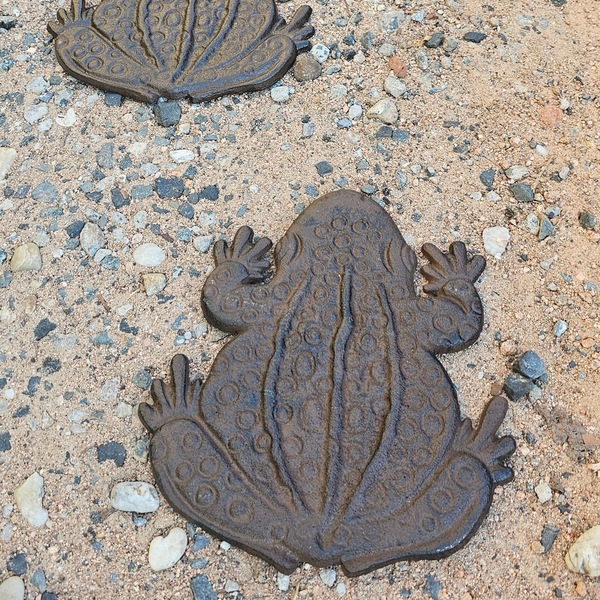 Buy Cast Iron Frog Garden Stepping Stone - MyDeal Australia