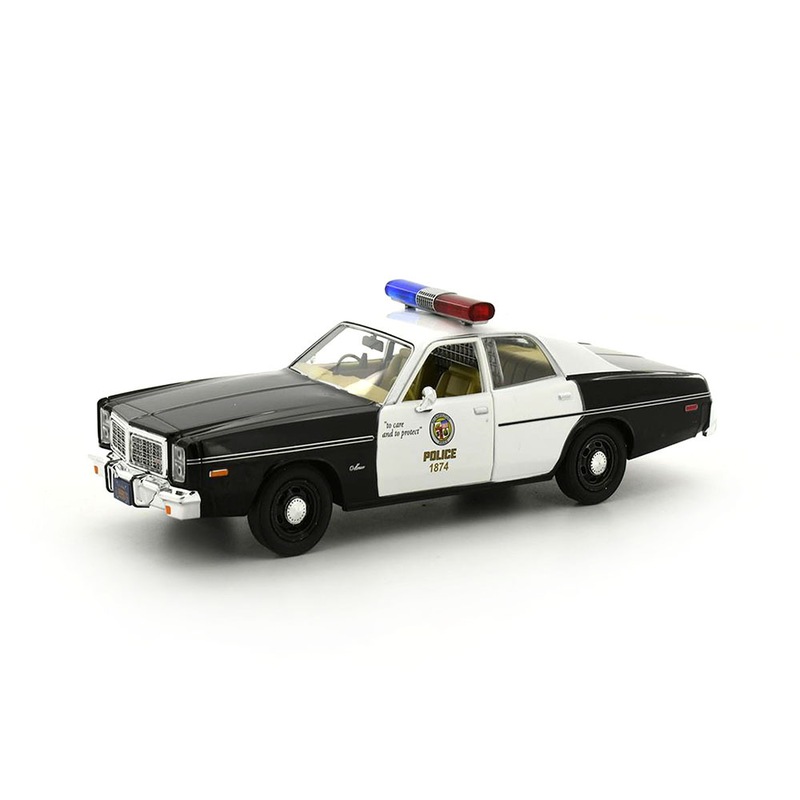 Buy Greenlight Licensed 1:24 Scale The Terminator 1977 Dodge Monaco ...